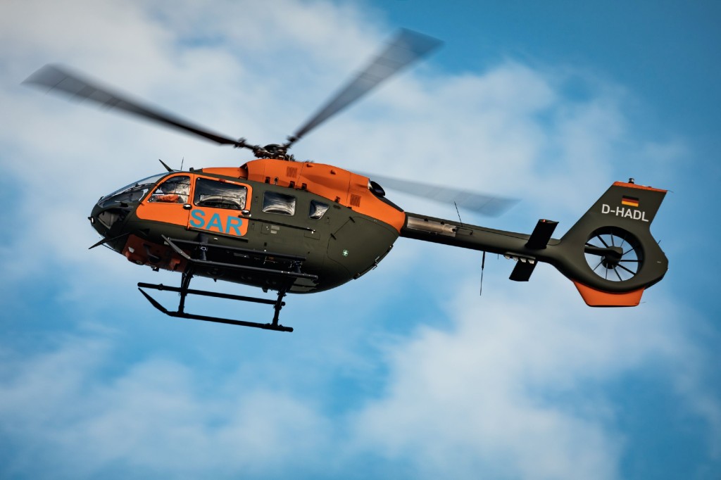 Bundeswehr erhält neuen Rettungshubschrauber früher als bestellt - VDI ...