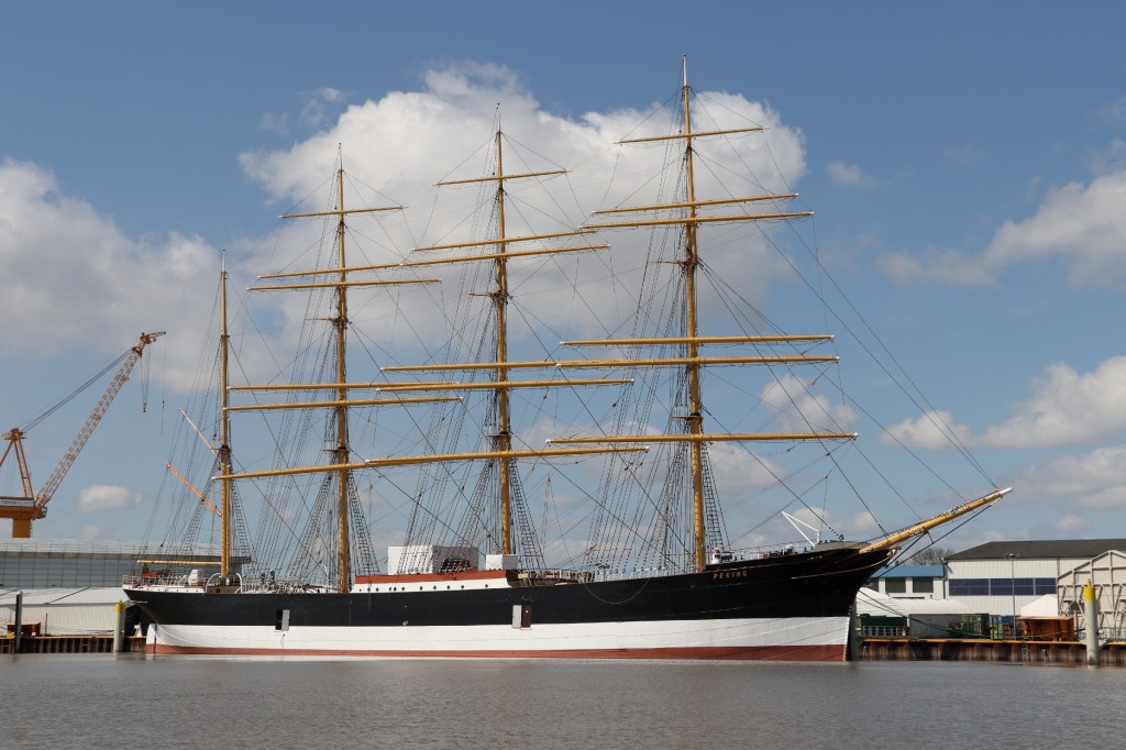 Flying-P-Liner Peking nimmt endgültig Kurs auf Hamburg