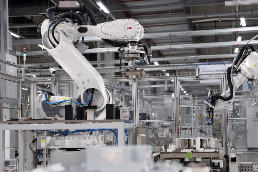 Roboter: Schneider Electric stellt ersten eigenen Cobot vor