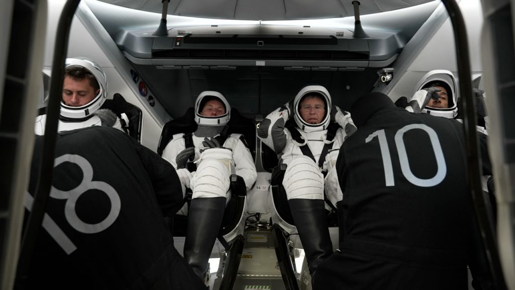 Crew-8: Amerikanische und russische Raumfahrer auf dem Weg zur ISS