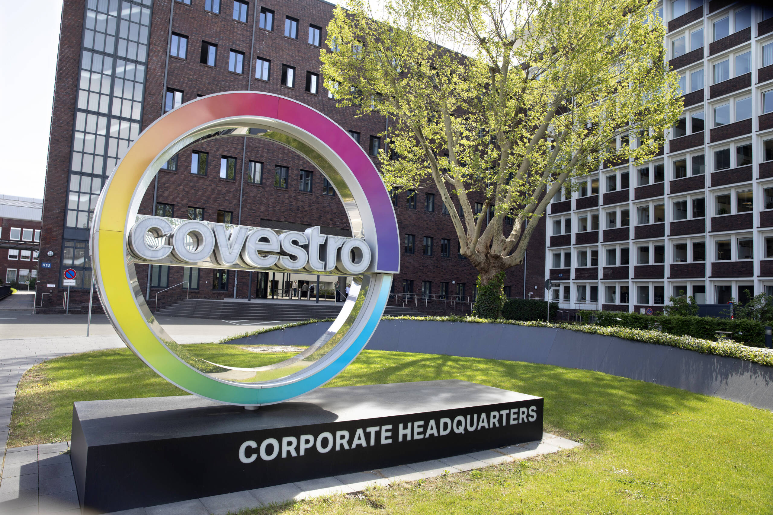 Covestro stimmt Verkauf an Ölkonzern Adnoc aus Abu Dhabi zu