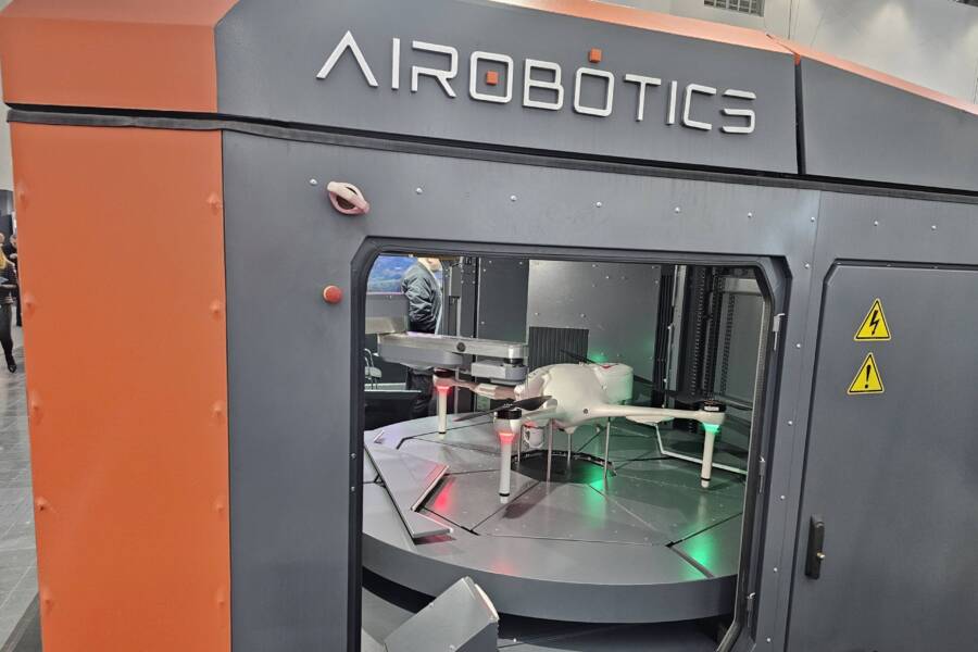 Roboter: Google-Tochter Intrinsic stellt erstmals Details zur eigenen ...